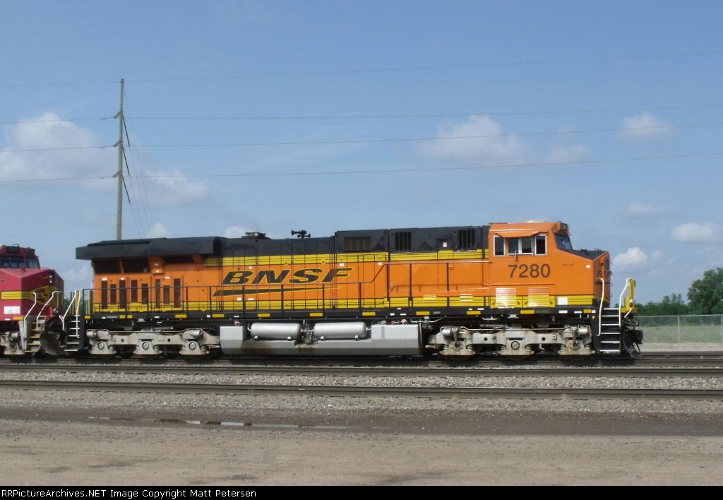 BNSF 7280